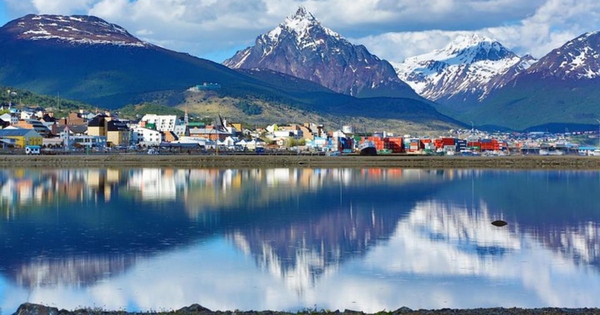 Ushuaia Super Saver! 3-Days With Airfare from Buenos Aires | GetYourGuide