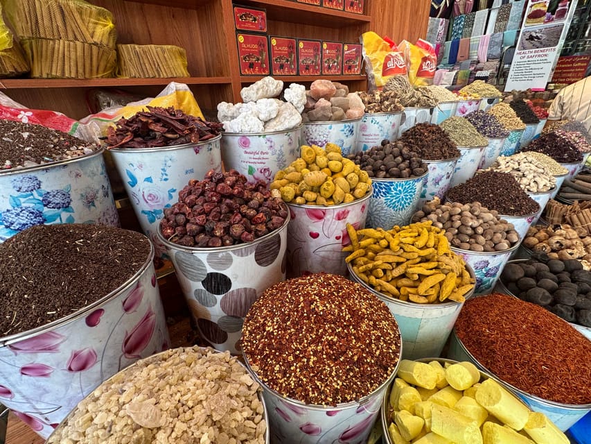 Dubai: Gamla stan, souker, museer och provsmakningar med Abra ...