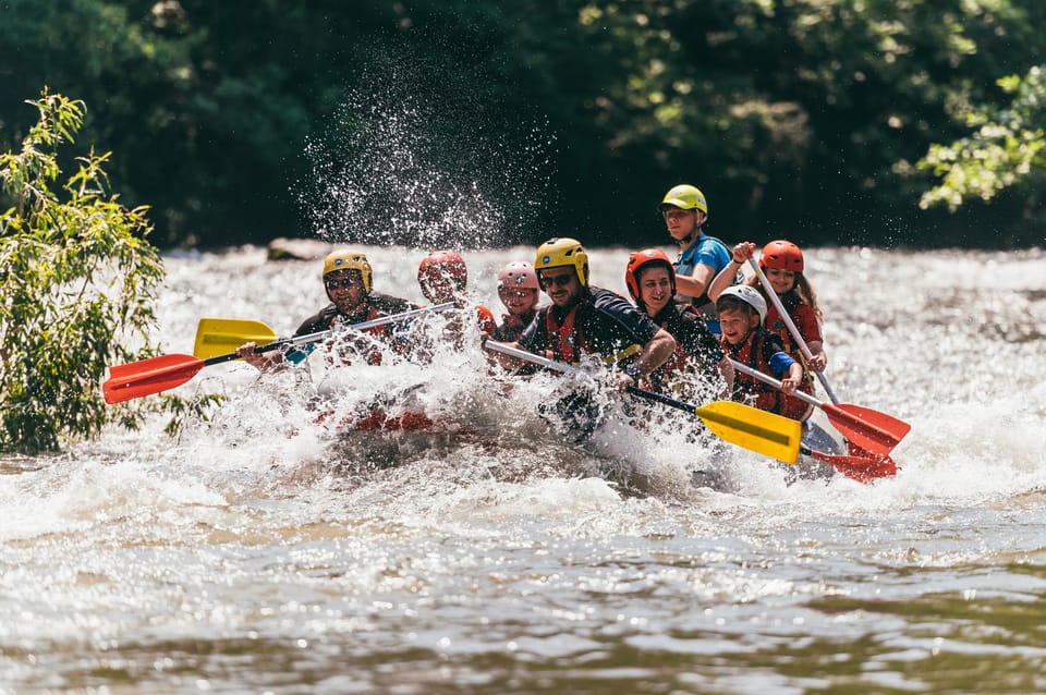 Vadu Crisului: Rafting o Kayak su Crisul Repede | GetYourGuide
