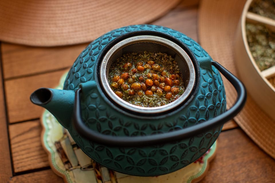 Taste Local Teas & Make Your Own Tea Mix | GetYourGuide