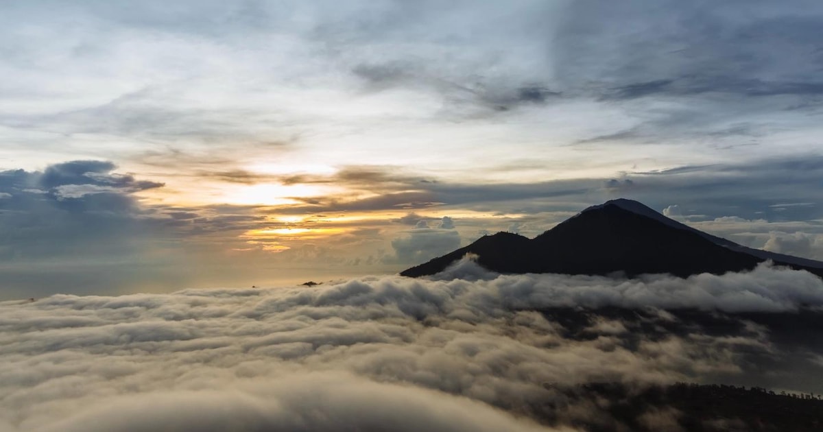 Mount Batur: Sunrise Trek & Ubud's Best Sights Experience | GetYourGuide