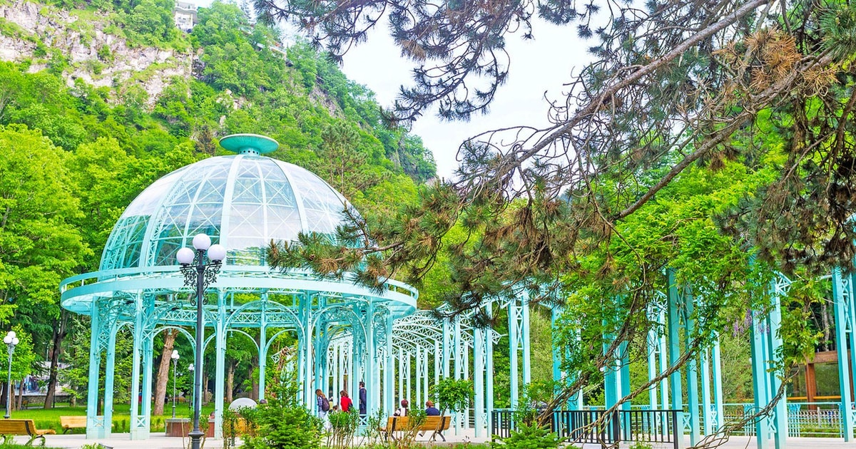 Vanuit Tbilisi: Dagtrip Borjomi, Rabath en Vardzia | GetYourGuide