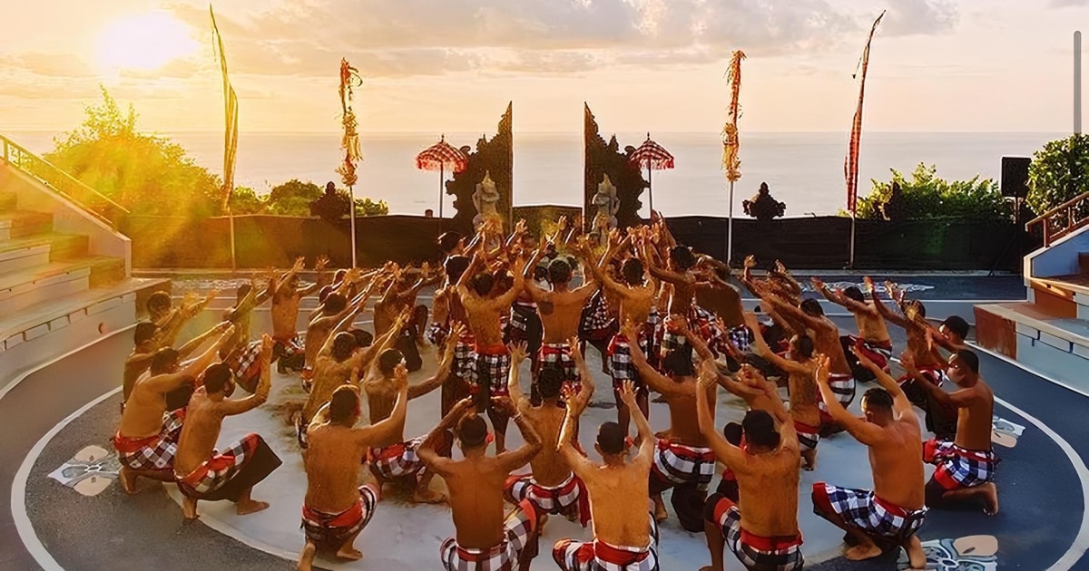 Uluwatu/ tickets kecak fire dance show meeting point | GetYourGuide