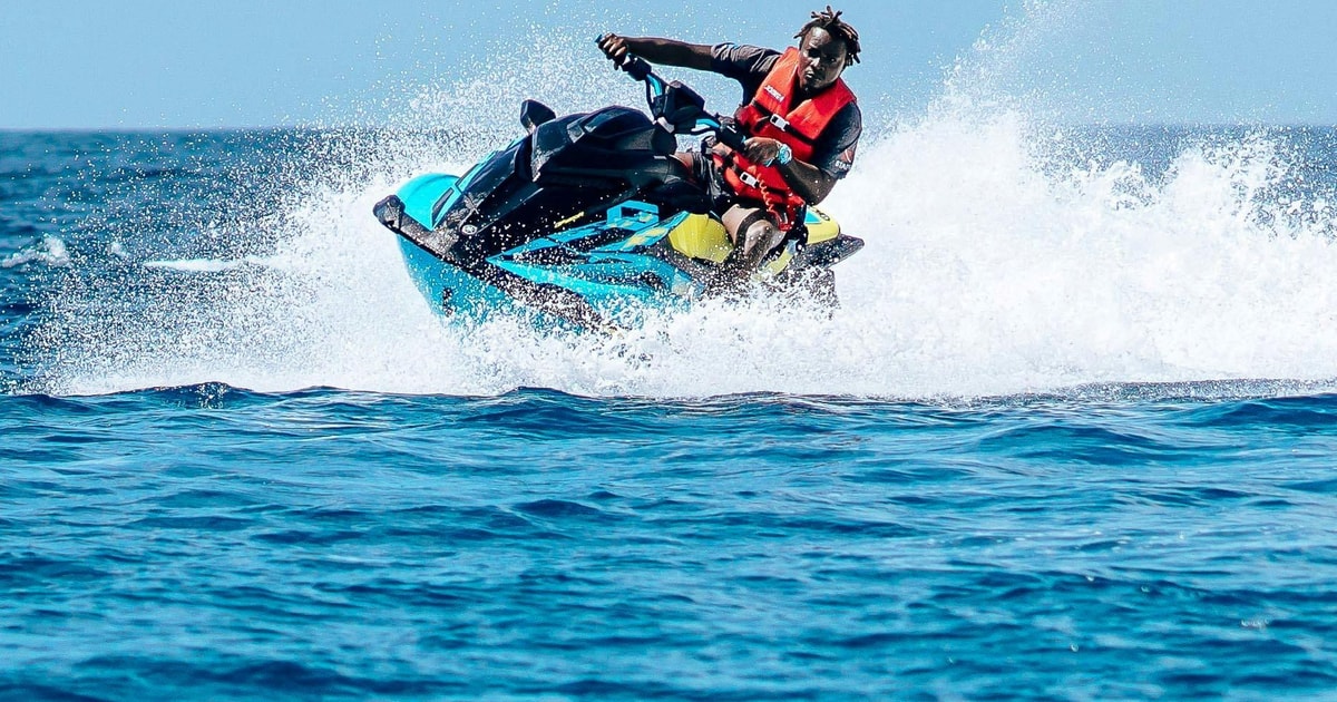 Bali : Jet ski à Tanjung Benoa ou aventure Sea Walker | GetYourGuide
