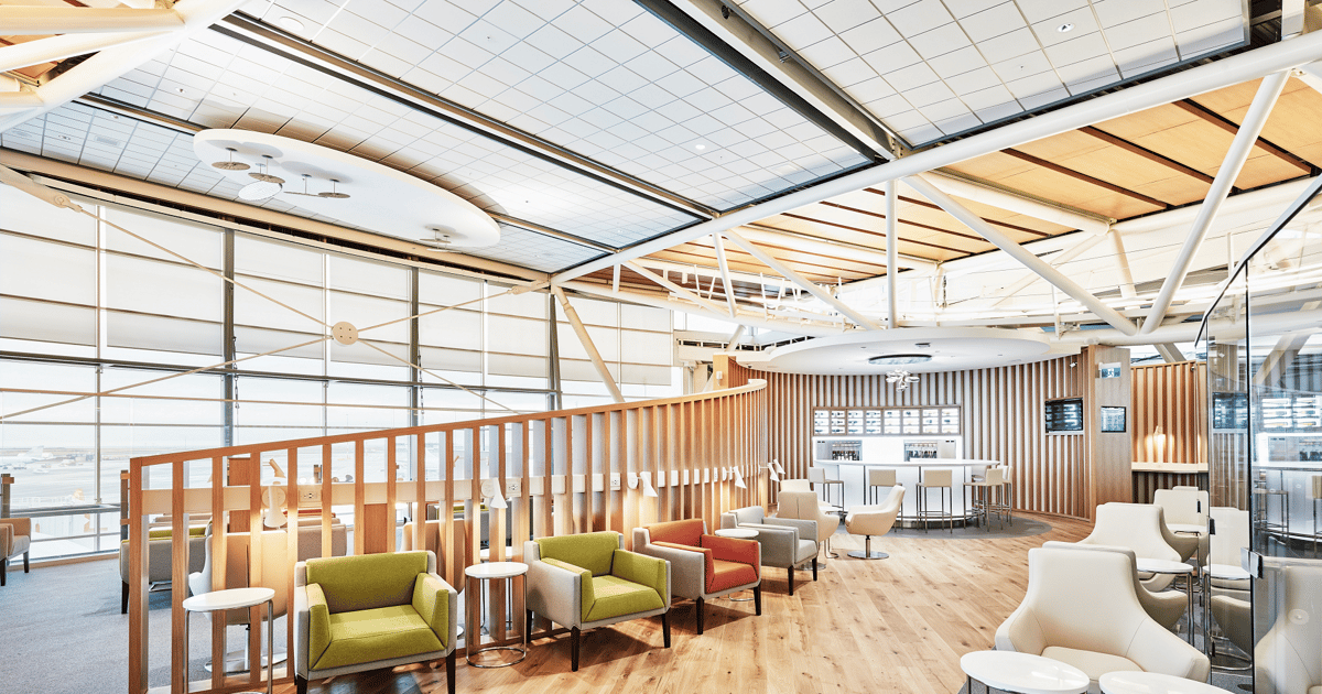 Vancouver: International Airport Lounge Access by Dragonpass | GetYourGuide