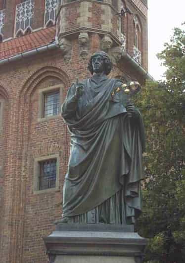 Torun - City of Copernicus: Day Tour from Warsaw | GetYourGuide