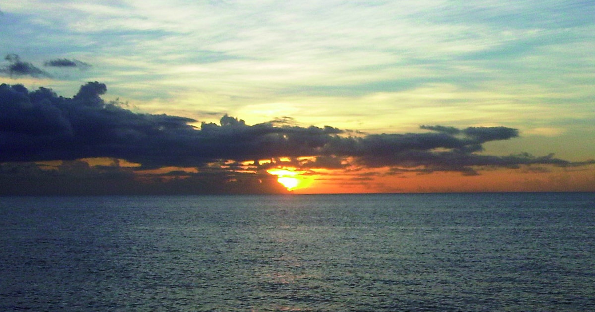 Romantisk kryssning i solnedgången i Karibien | GetYourGuide