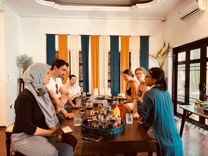 Hanoi: Vietnamese Coffee Workshop at the Su Quan Roastery | GetYourGuide