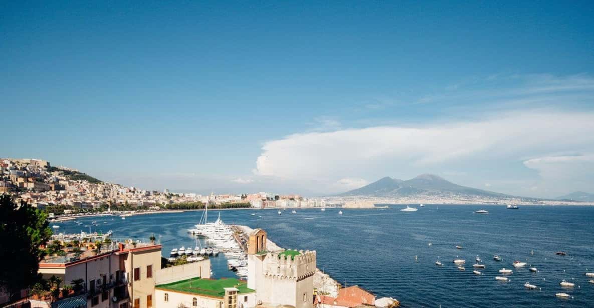 De Nápoles: Passeio de barco pela Costa de Posillipo | GetYourGuide