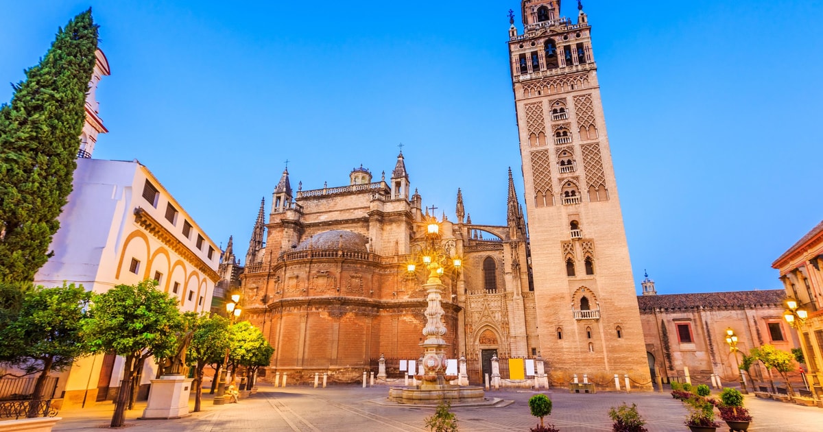Sevilla: Visita Catedral, Giralda y Alcázar con acceso prioritario ...