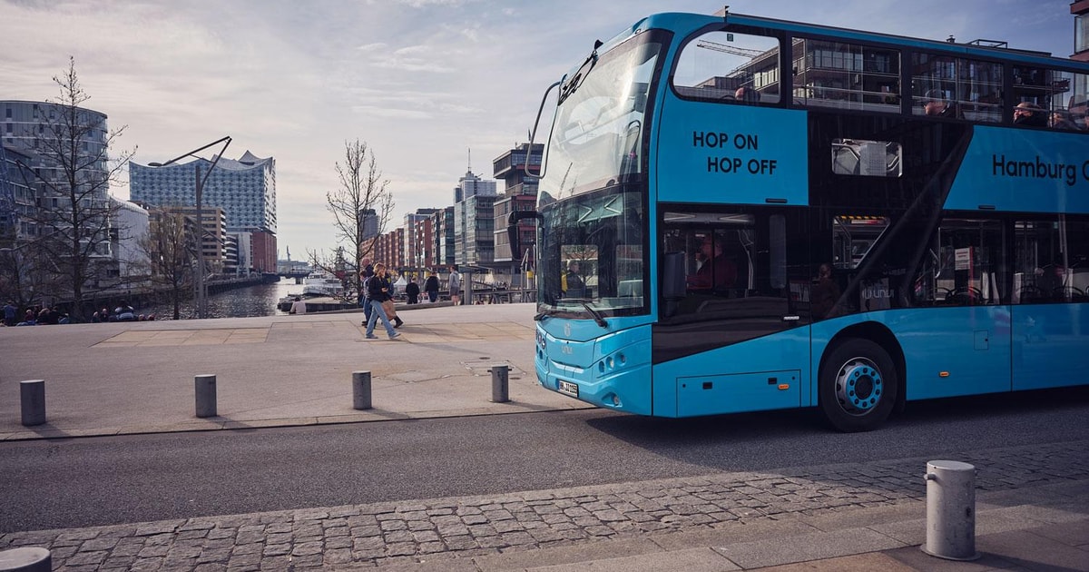 Hamburg: Lijn F Hop-on-hop-off-boot bus- en rondvaarttour | GetYourGuide
