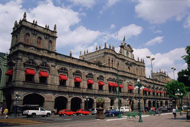 Tour a pie por la arquitectura de Puebla | GetYourGuide