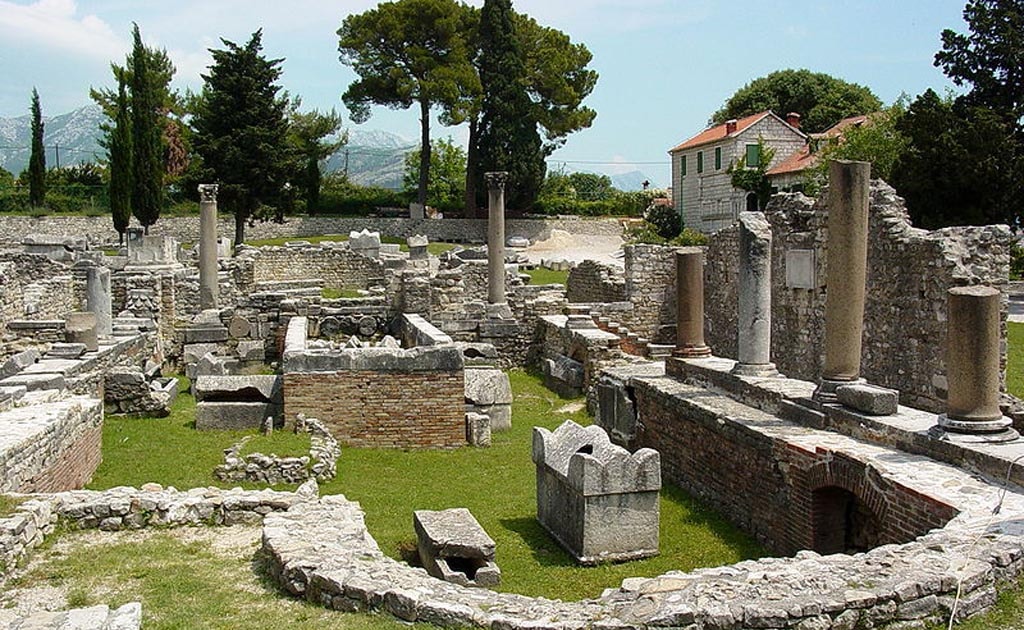 Split en Salona cultureel erfgoed dagtour vanuit Trogir | GetYourGuide