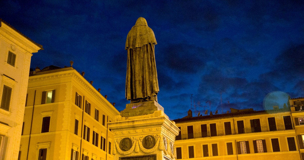 El lado oscuro de Roma: tour de datos, leyendas y misterios | GetYourGuide