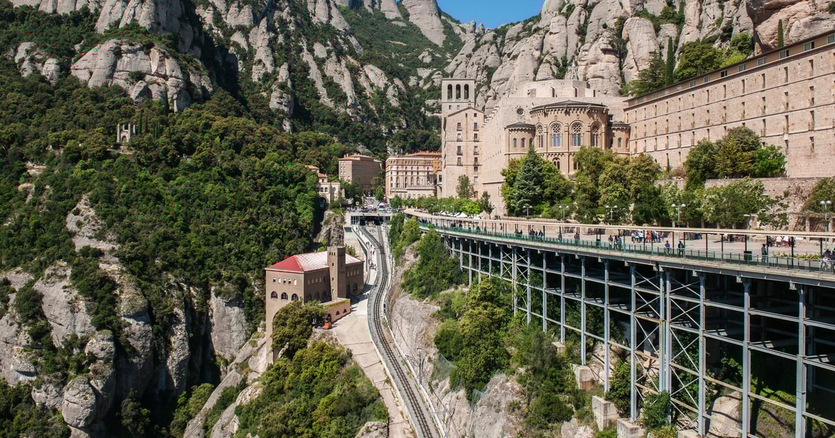 Skip-the-Line Barcelona & Montserrat Tour with Pick-up | GetYourGuide