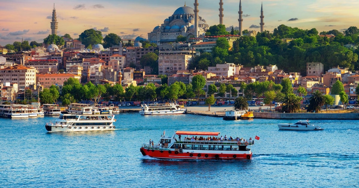 Istanbul: Bosphorus Strait Sightseeing Cruise & Audio Guide | GetYourGuide
