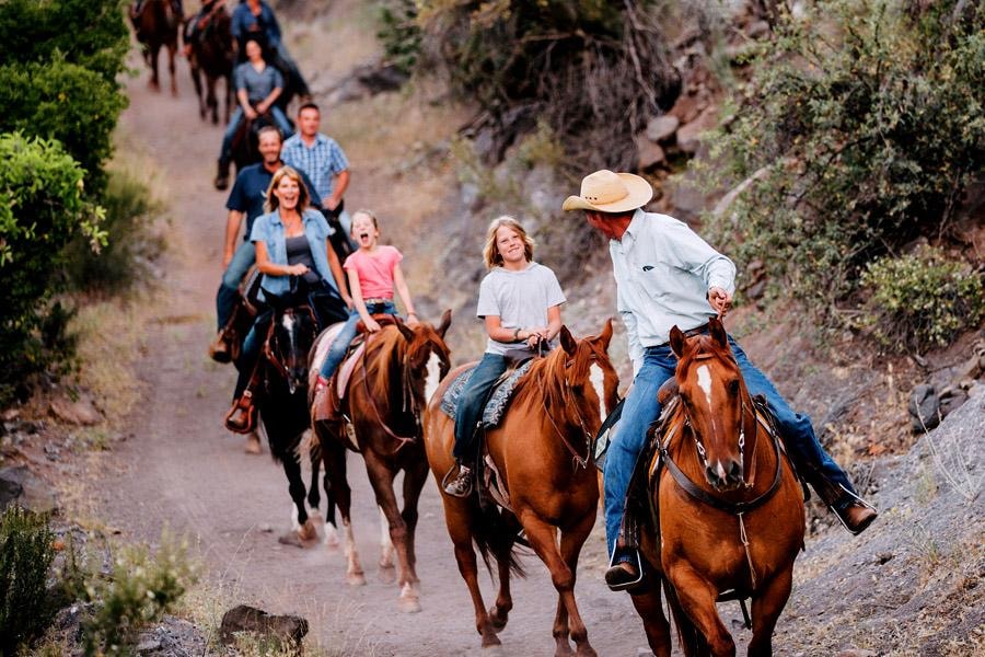 Camp Verde: tour en jeep y paseo a caballo con almuerzo | GetYourGuide