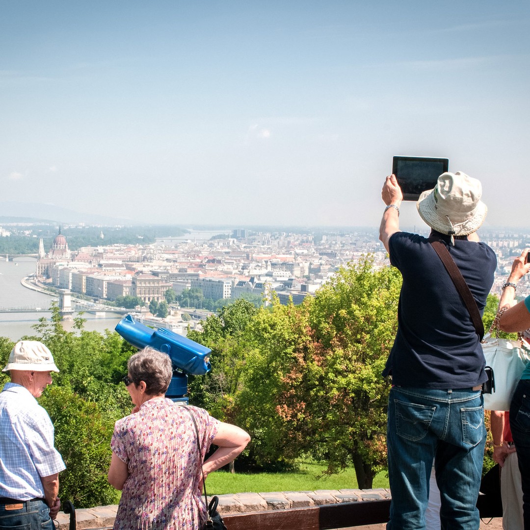 Budapest: 3-Hour Live Guided Sightseeing Tour | GetYourGuide