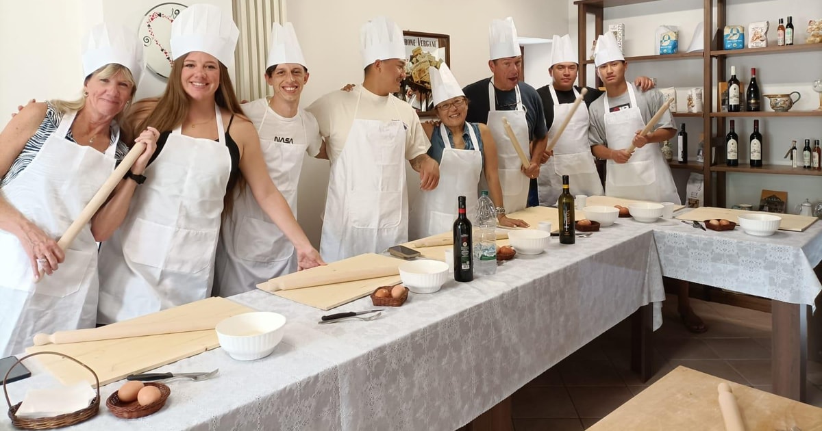 Assisi: Italian Sauce Cooking Class with Wine Tasting | GetYourGuide