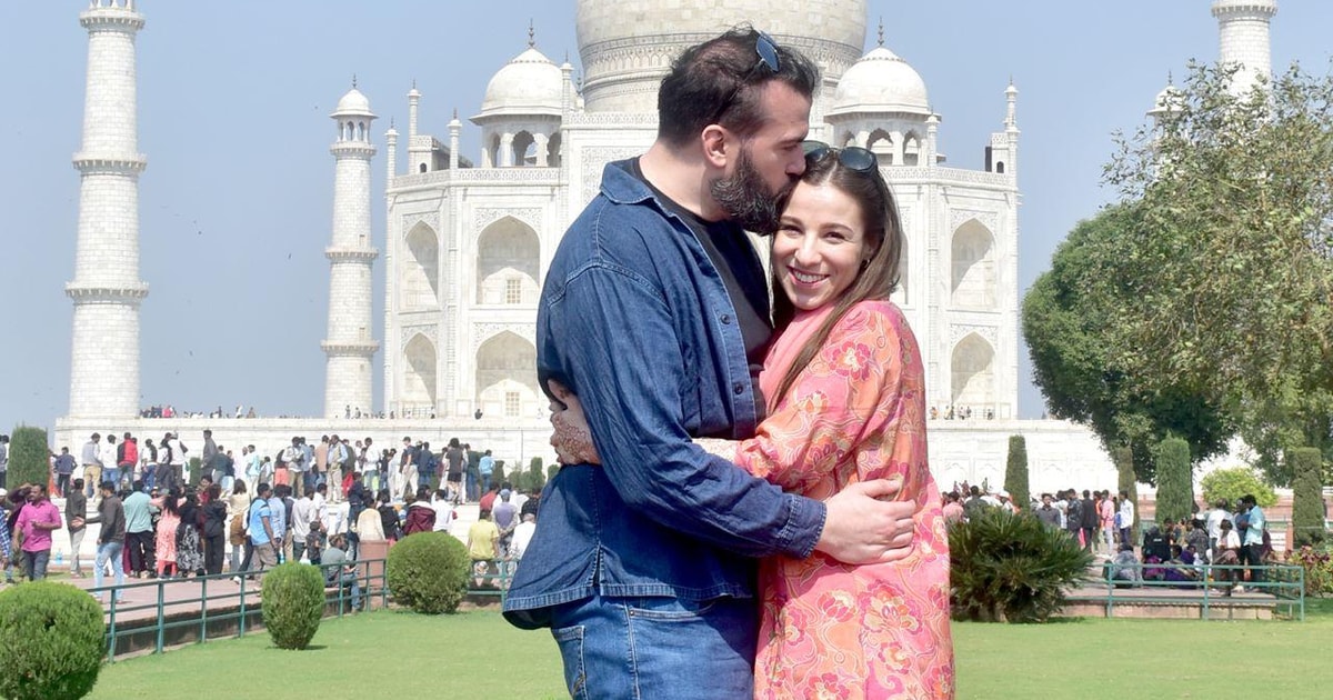 Da Delhi: tour privato di un giorno al Taj Mahal e ad Agra con pranzo in hotel 5 | GetYourGuide