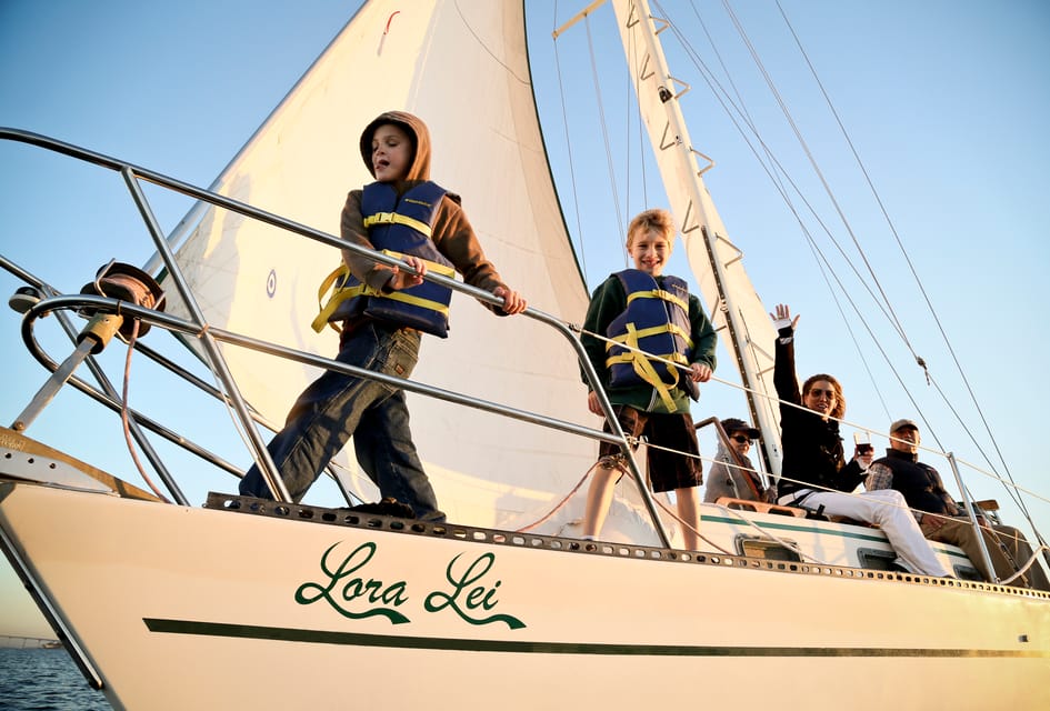 San Diego Bay: Signature 2-Hour Sailing Tour | GetYourGuide
