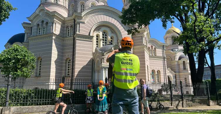 Riga Highlight Big wheel e-scooter Visite privée ou de groupe ...