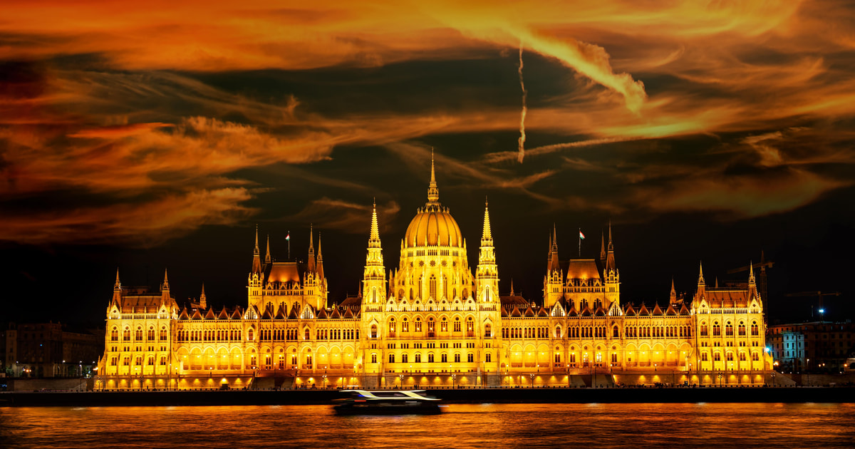 Vienna: Budapest & Bratislava Guided Day Tour | GetYourGuide