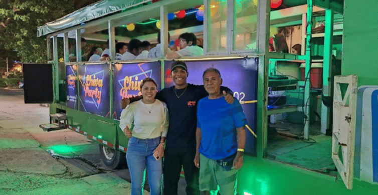 Cartagena: Fiesta Chiva Bus See Sight Tour Nocturno | GetYourGuide