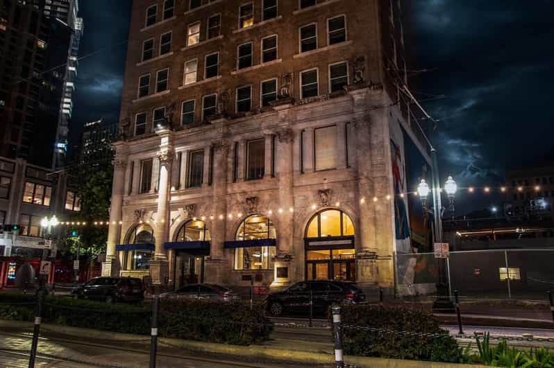 Houston: Ghosts and Hauntings Walking Tour | GetYourGuide