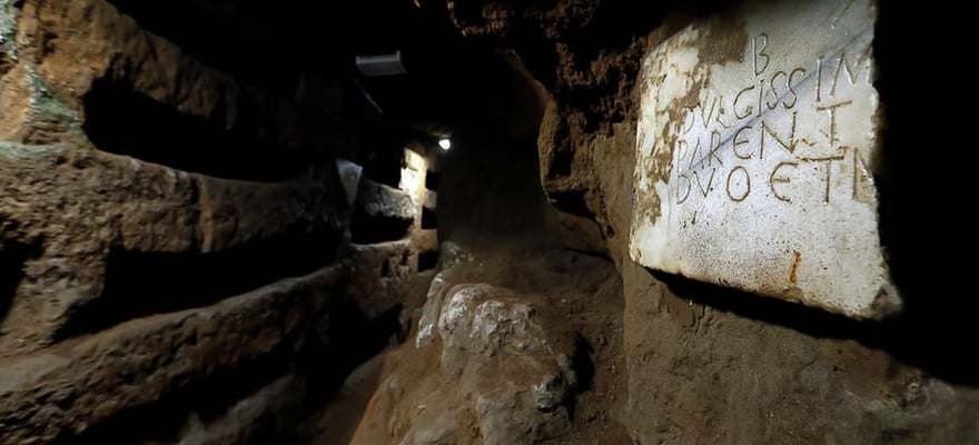 The BEST Roman Forum Underground, catacombs & cemeteries 2023 - FREE ...
