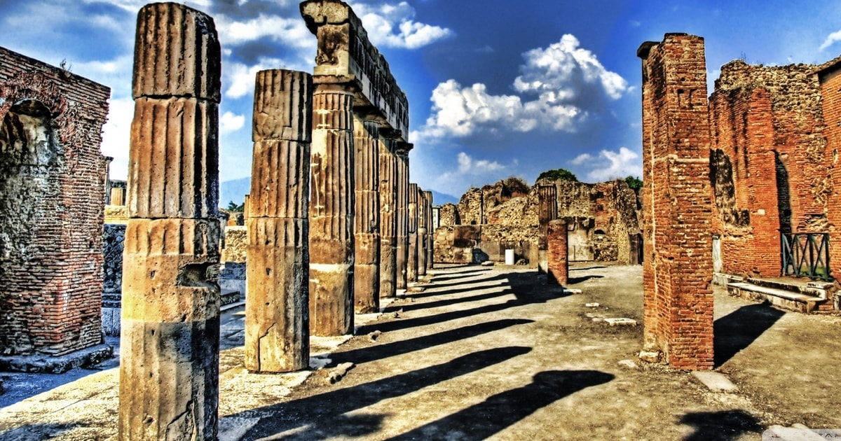 Desde Sorrento: Tour con todo incluido y entrada sin colas a las ruinas ...