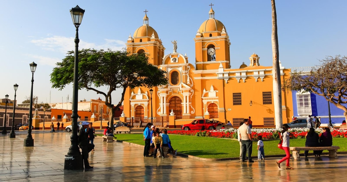 Trujillo: tour a pie por la ciudad - Highlights Tour | GetYourGuide