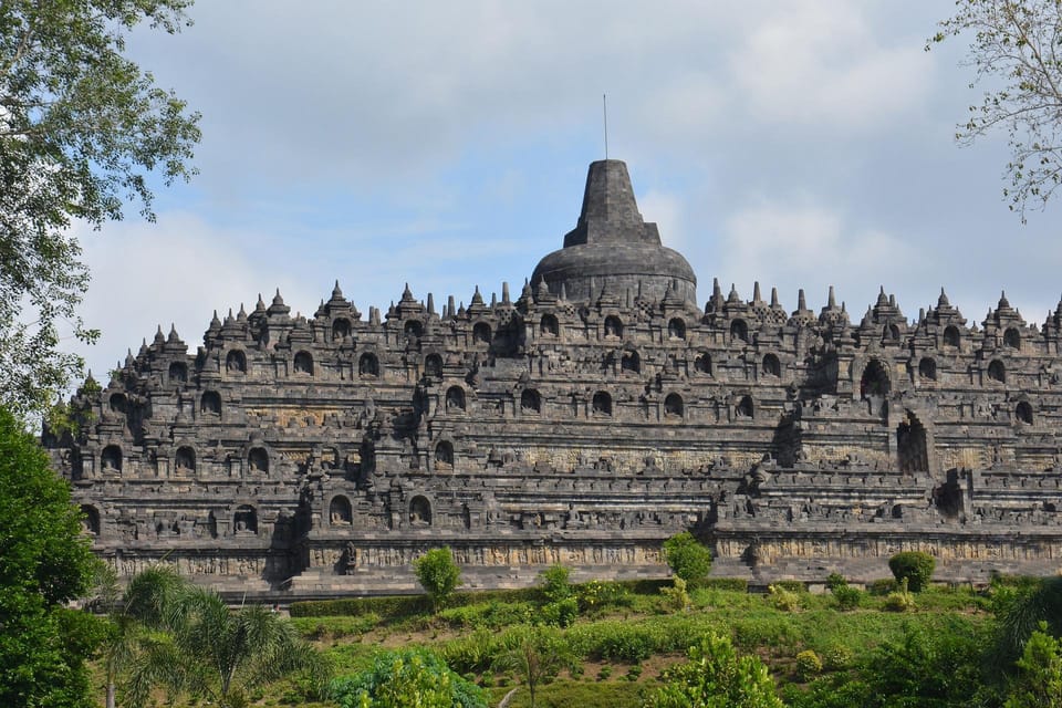 Borobudur Sunrise, Explore Merapi and Prambanan Temple Tour | GetYourGuide