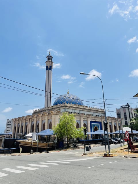 Tour de la ciudad de Abiyán | GetYourGuide