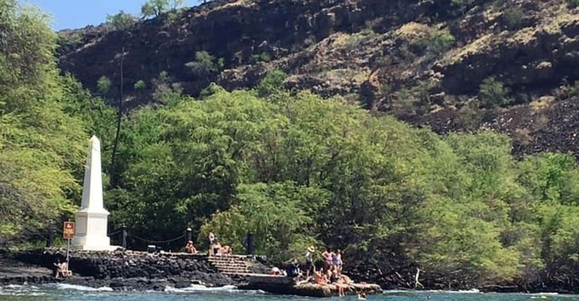 Kailua-Kona: Kealakekua Bay and Captain Cook Monument Tour | GetYourGuide
