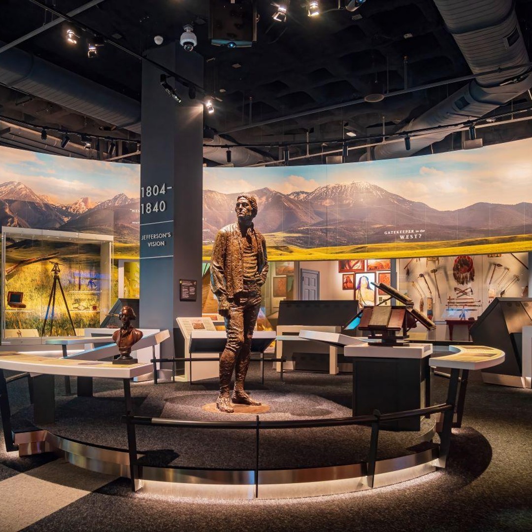 St. Louis Arch - Walking Tour and Entrance Ticket | GetYourGuide