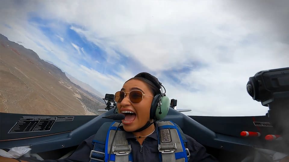 Las Vegas: Fly a Stunt Plane with a Fighter Pilot | GetYourGuide