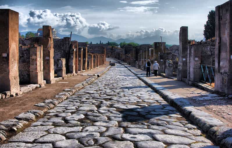 Pompeii, Herculaneum & Mt. Vesuvius: All-Inclusive Tour | GetYourGuide