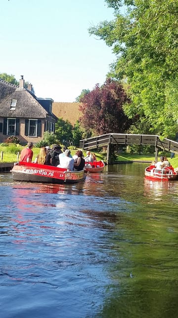 Giethoorn private tour with open boat and local captain | GetYourGuide