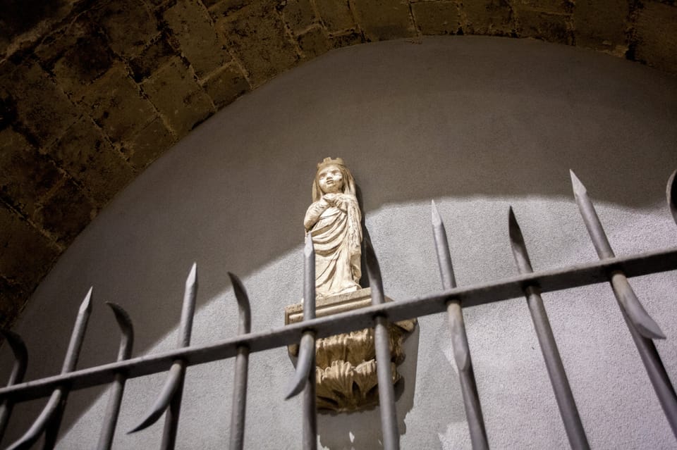 Barcelona: Dark History Night Walking Tour | GetYourGuide