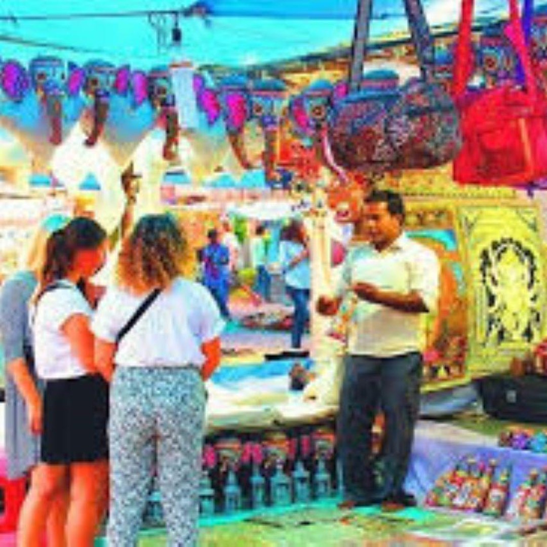Delhi: tour guidato di shopping con un'esperta locale | GetYourGuide