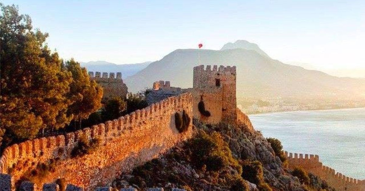 Alanya: City Tour with Cable Car and Damlatas Cave 3 in 1 | GetYourGuide