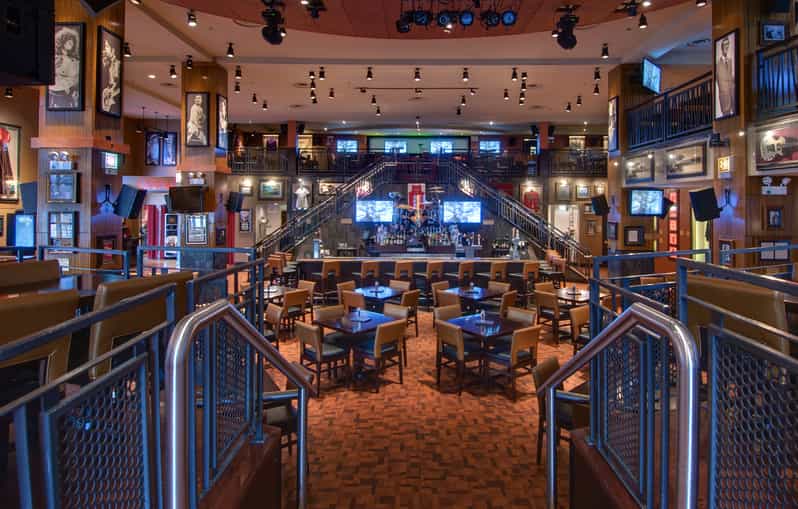 Hard Rock Cafe Chicago | GetYourGuide