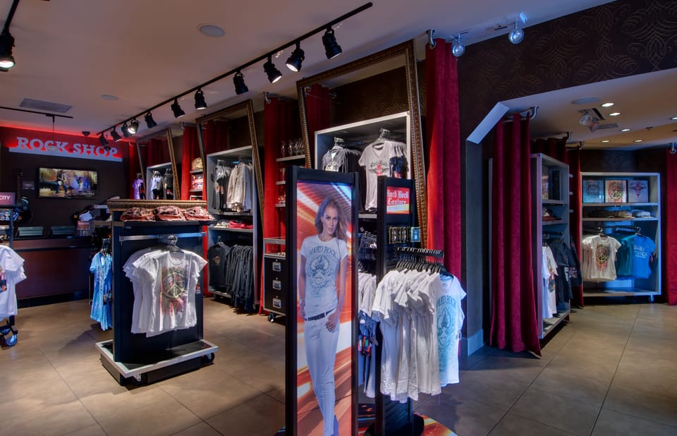 Hard Rock Cafe Chicago | GetYourGuide