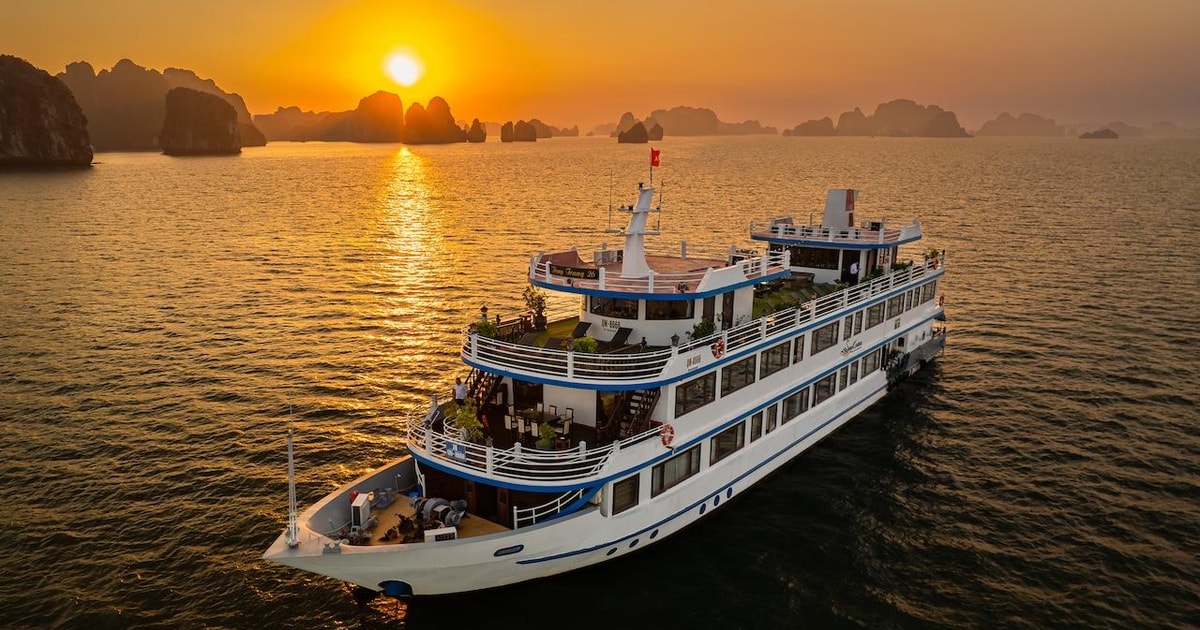 Desde la isla de Cat Ba Crucero por la Bahía de Bai Tu Long 2D/1N Ruta ...