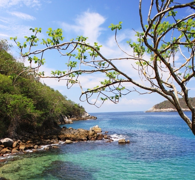 Huatulco: Bays of Huatulco båttur | GetYourGuide