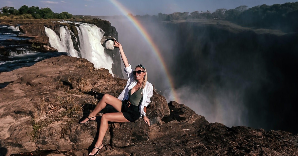 Cataract Island Pools on the precipice of the New Falls | GetYourGuide