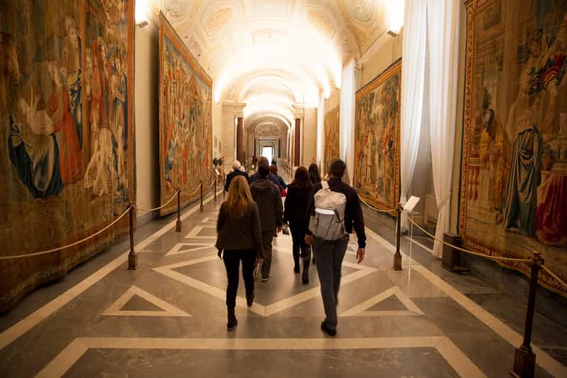 Skip the Line: Vatican at Night & Sistine Chapel Tour | GetYourGuide