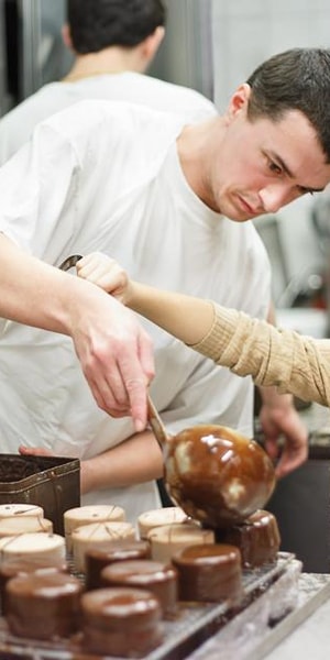 Paris: Behind the Scenes Bakery Tour with Breakfast | GetYourGuide