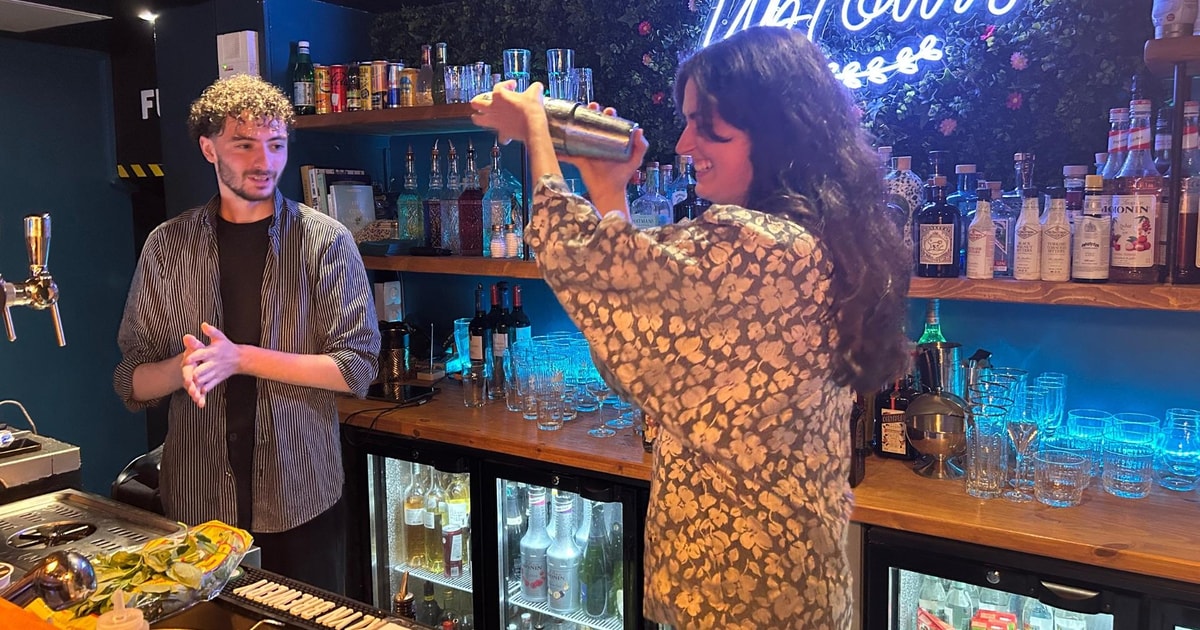 Shake, Mix & Sip : atelier cocktail dans le Vieux Nice | GetYourGuide